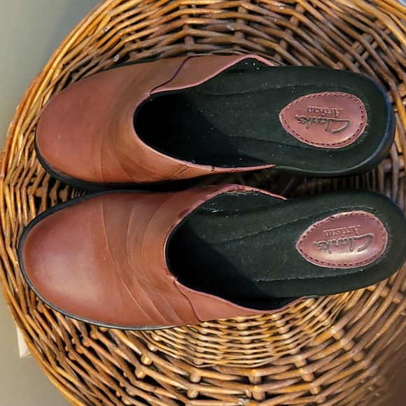 Clarks | Shoes | Clark Artisans Clogs Wine Color 8m | Poshmark